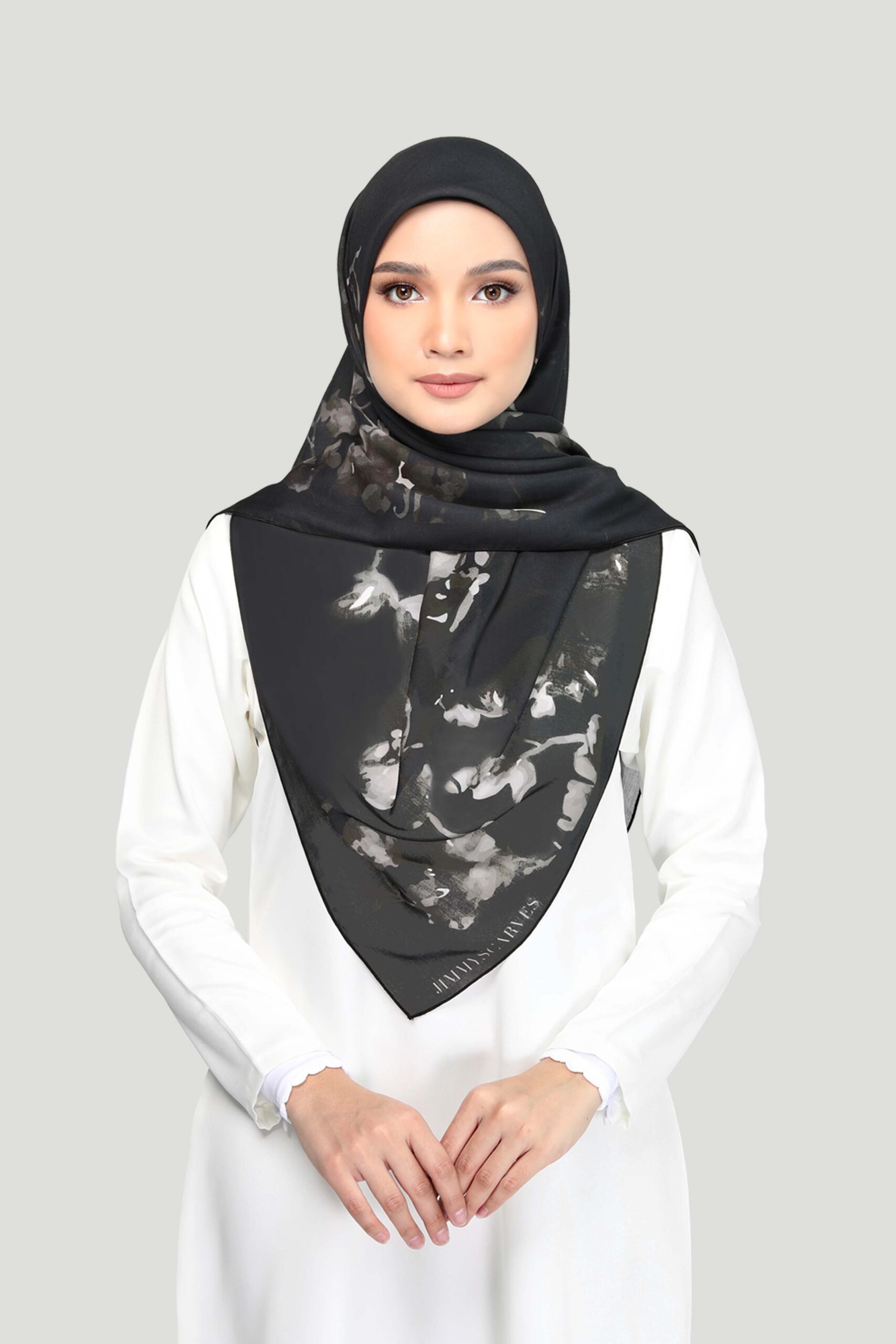 SARAH – KAHL – JIMMY SCARVES