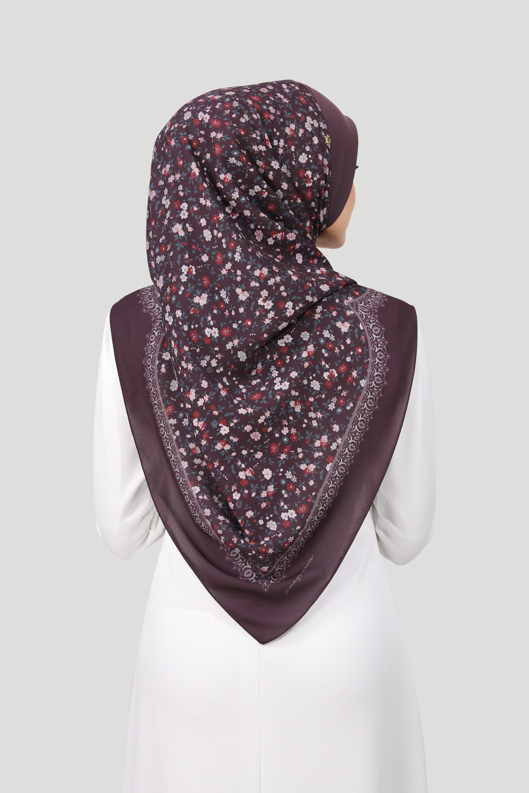 MALEEQA SYMPHONY – RHEA – JIMMY SCARVES